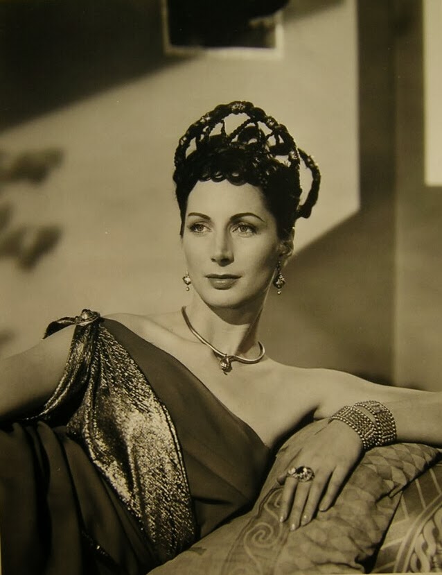 10 Oldest Living Actors/Actresses - My Package