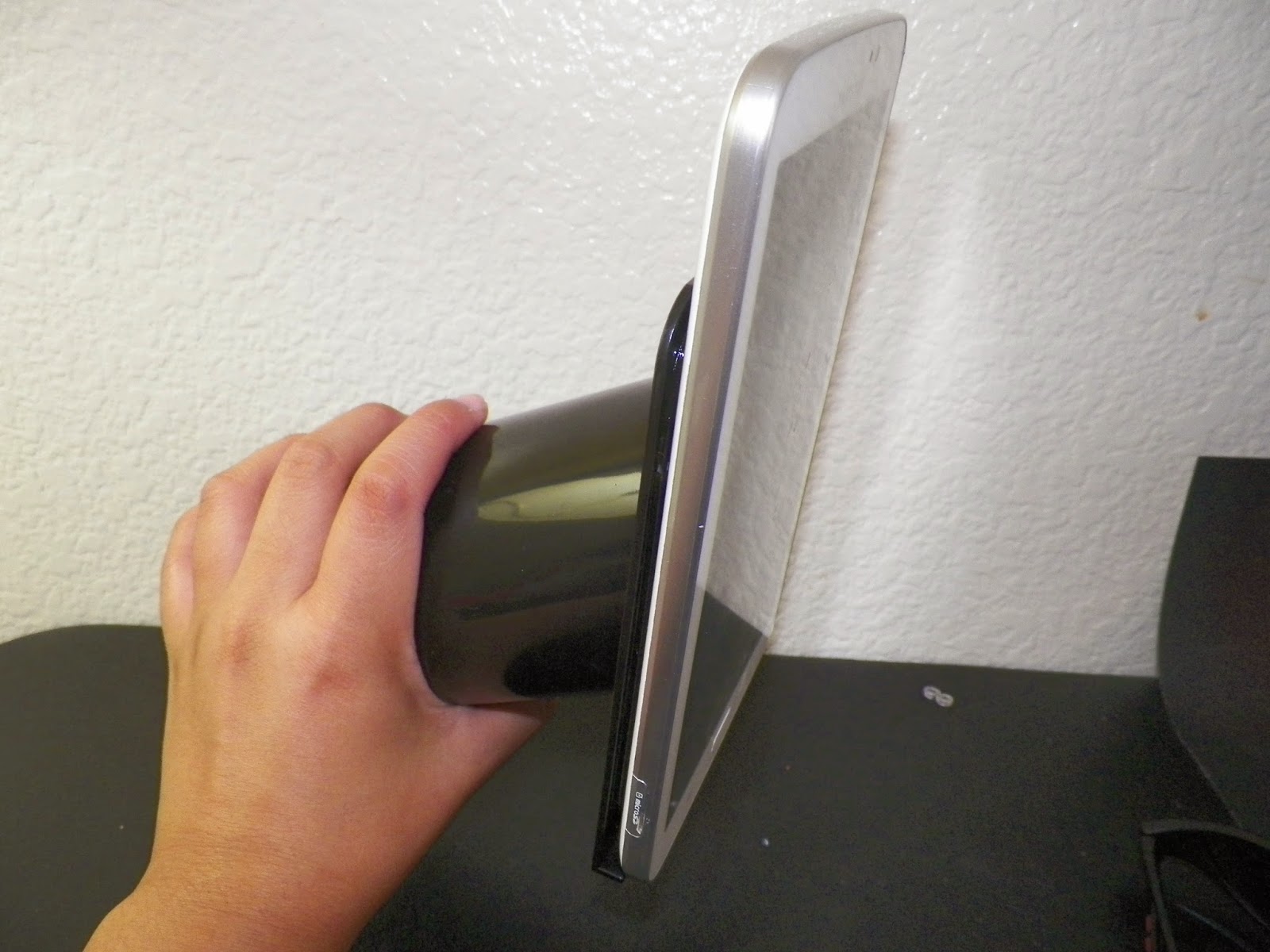 mygreatfinds: Helping Hand: Phone/Tablet Stand by I-Stand Review