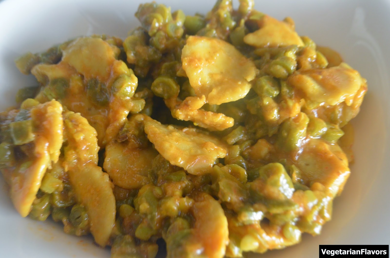 VegetarianFlavors: Fansi Dhokli- French Beans with Wheat Balls