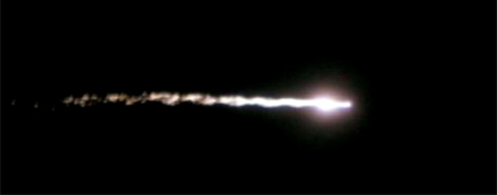 Stories Trending Now Around The World: Meteor Fireball Lights Up Sky ...