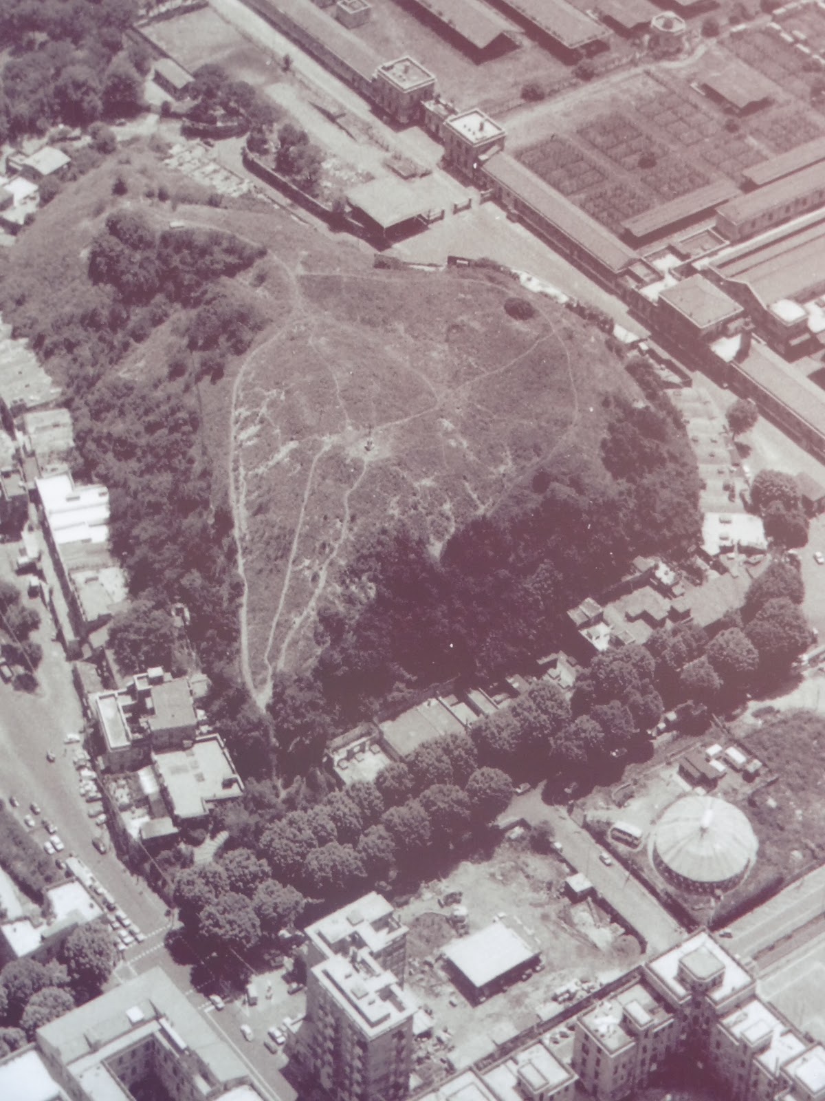 Views of Rome: Monte Testaccio - An Unusual 8th Hill in the Heart of Rome