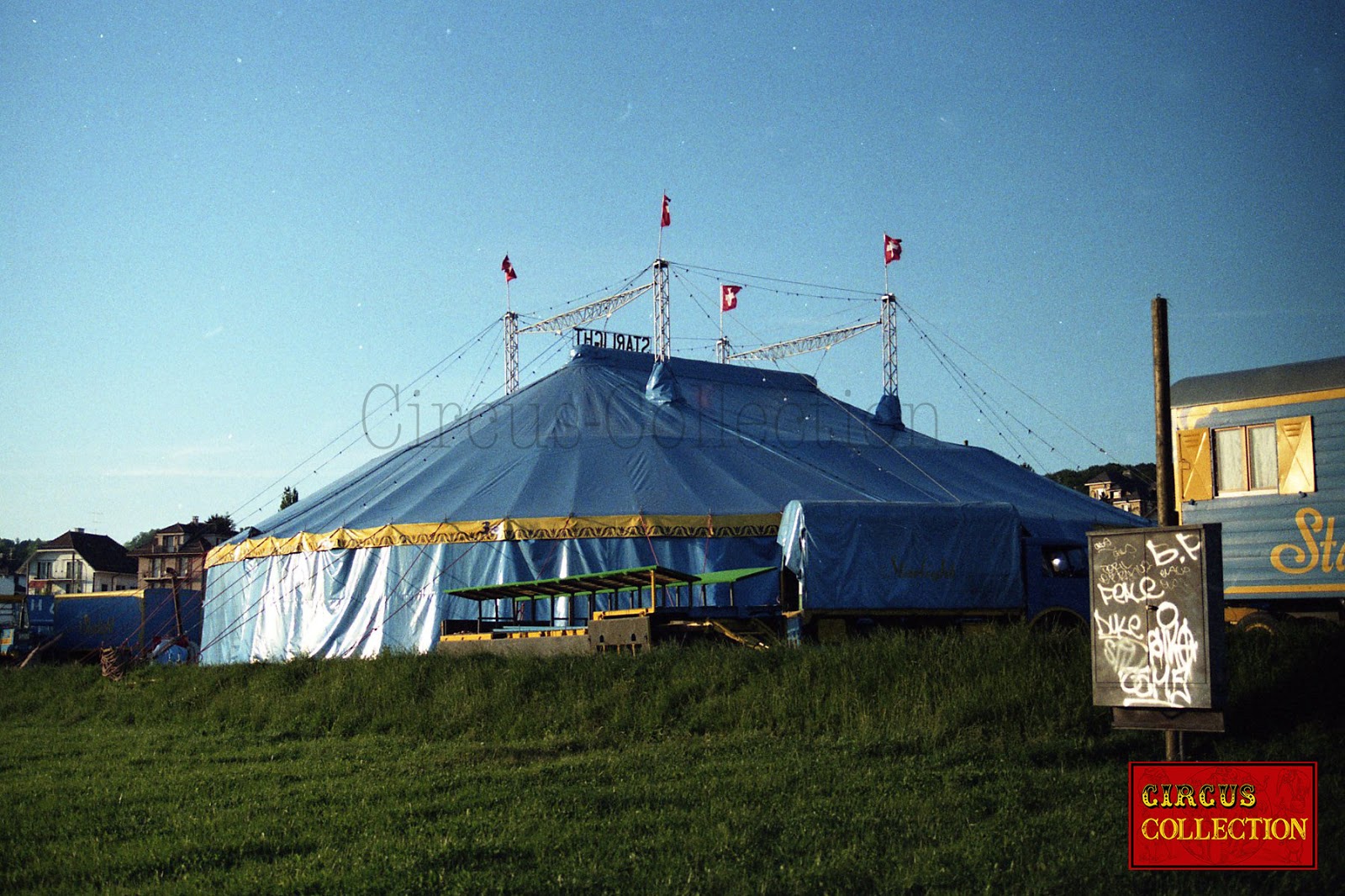 Circus -Collection: Circus Starlight, 1991, les installations