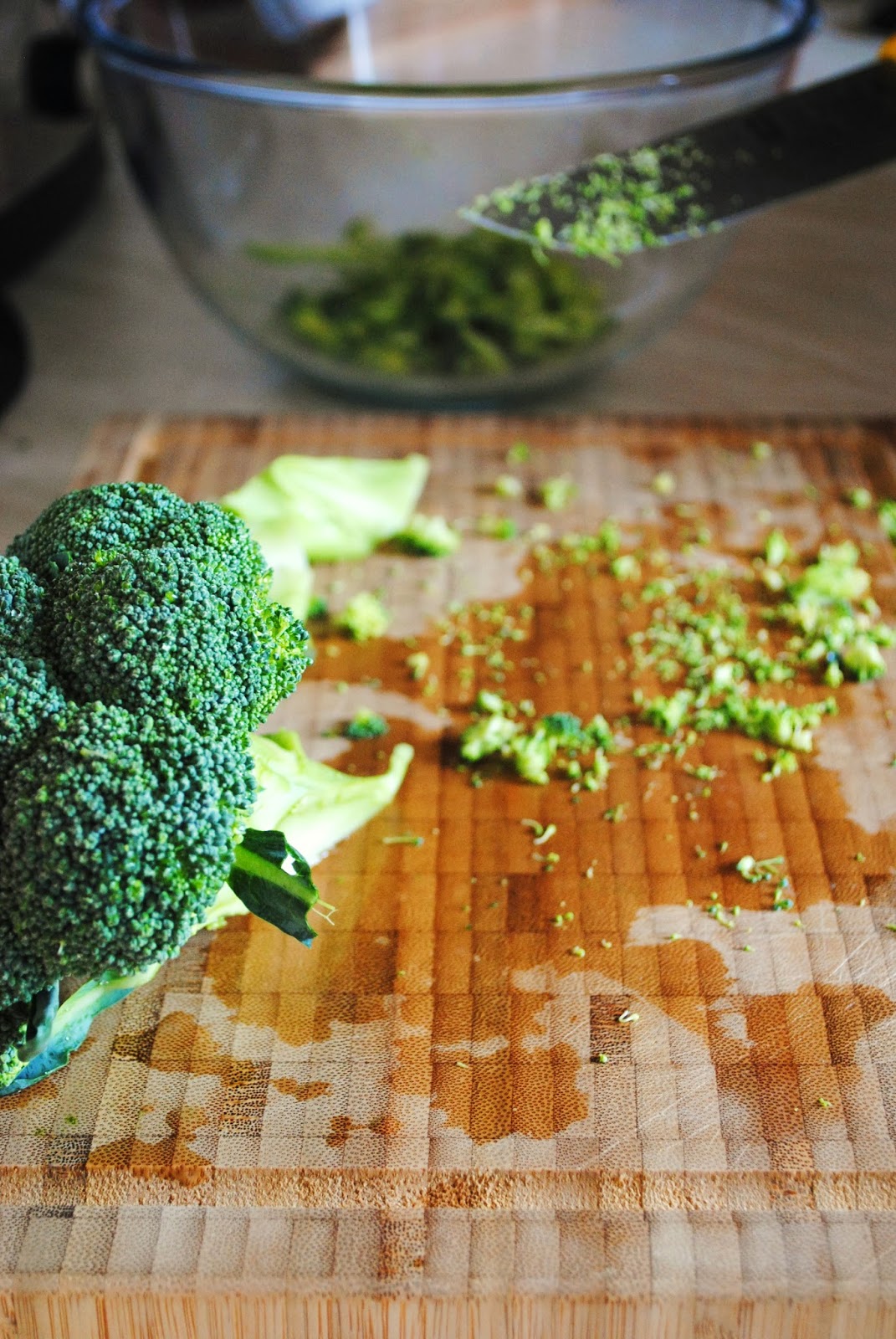 Feeding Cravings: Broccoli Slaw