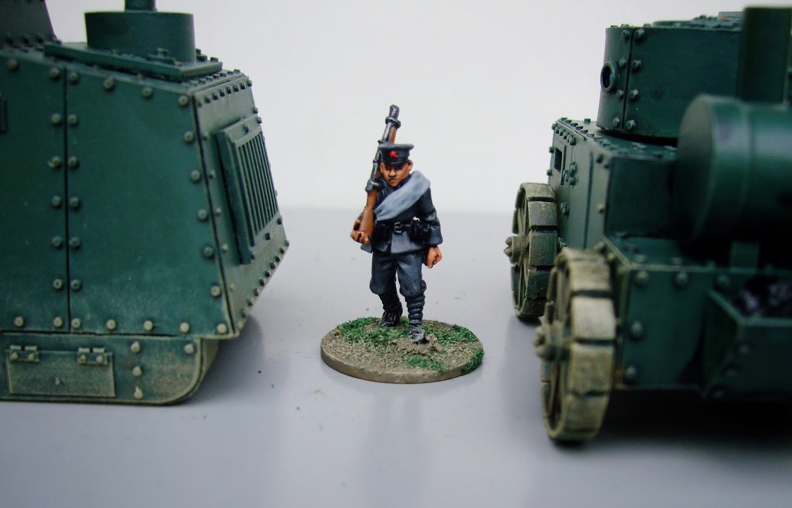 The Angry Lurker: 28mm Painted Victorian Sci-Fi Tanks and Armoured Cars ...