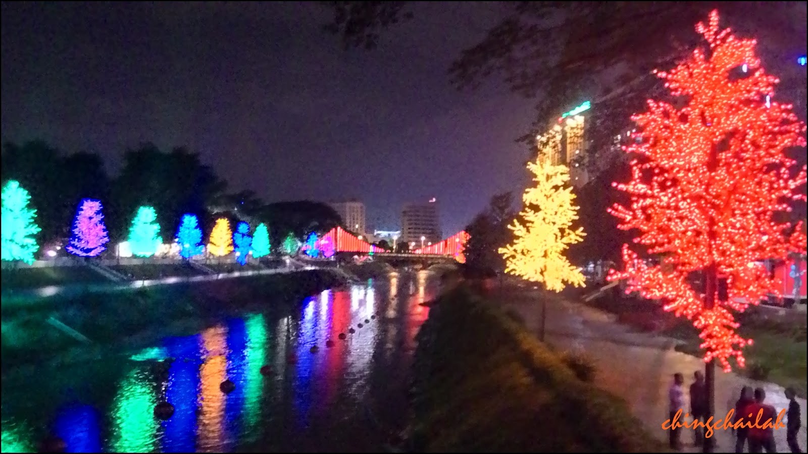Simple Living In Nancy: Enjoying Night View At Kinta Riverfront, Ipoh