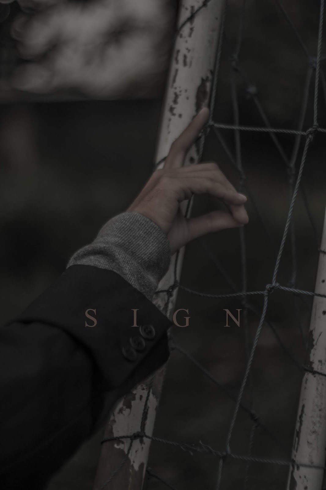 Gloomy Photography / DARK Photography | Balens Photography