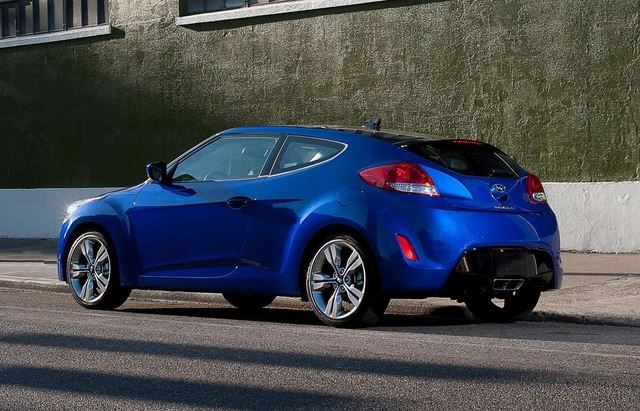 Hyundai Veloster 2012: fotos e especificações | CAR.BLOG.BR