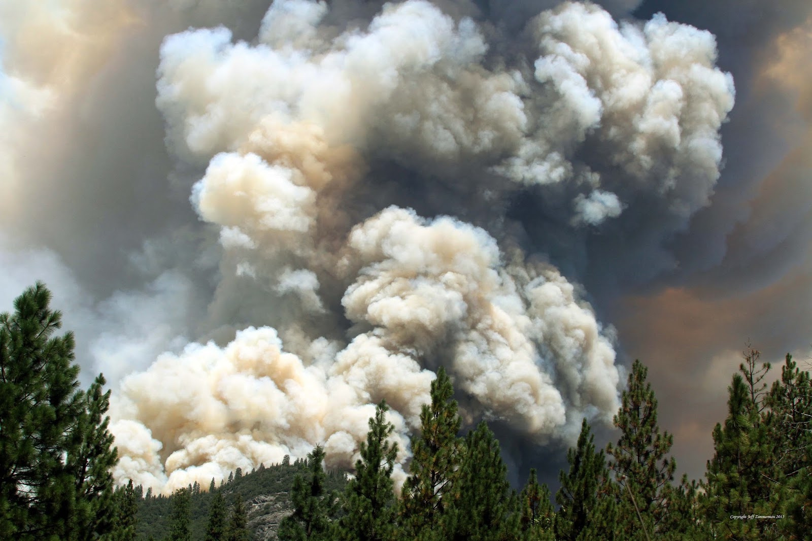 Zimmerman Media LLC: Massive Wildfire Near Yosemite National Park ...