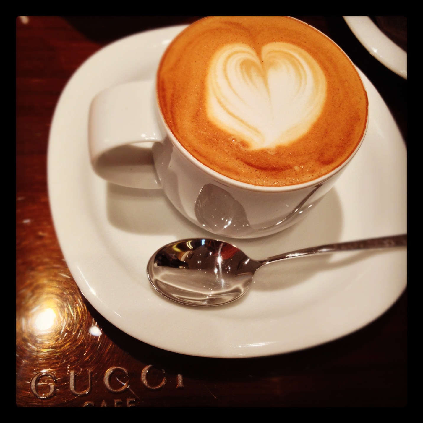 kImz lil playgrOund...: GUCCI Cafe in Ginza, Tokyo