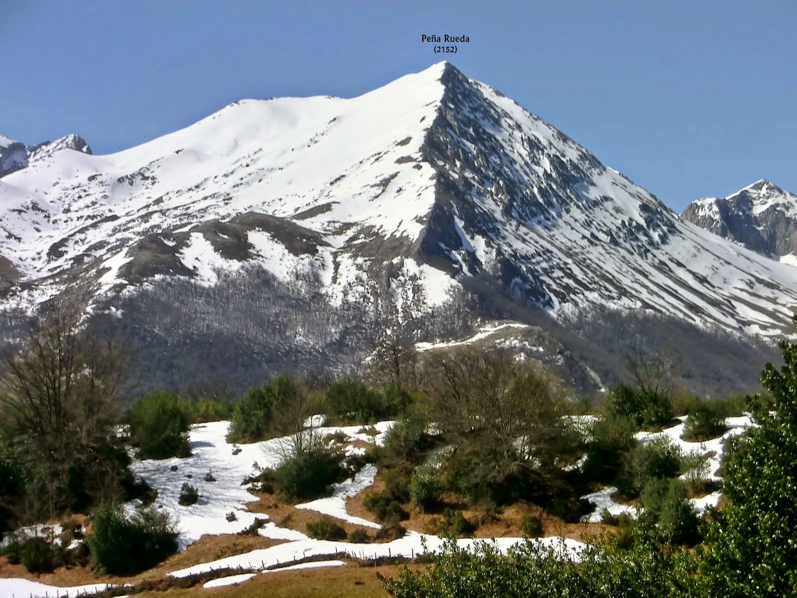 Pindio, pindio: Por los valles de Zurea (Valle del Teso-Valle de San Bras)