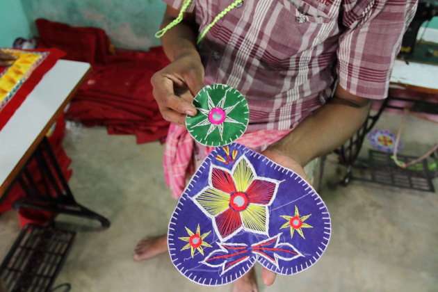 Pipili Chandua Artisans: Traditionally Decorating everything from Gods ...