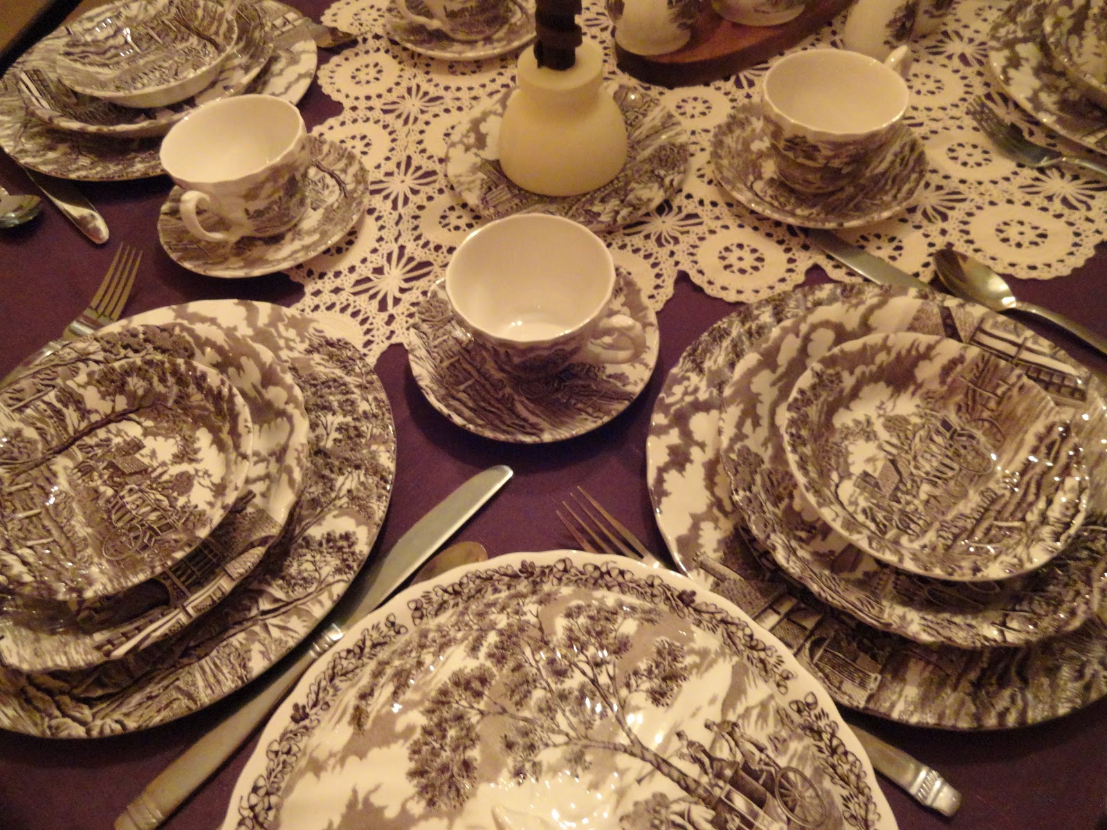 The Long Awaited Home: FALL TABLE & YARDSALE FINDS