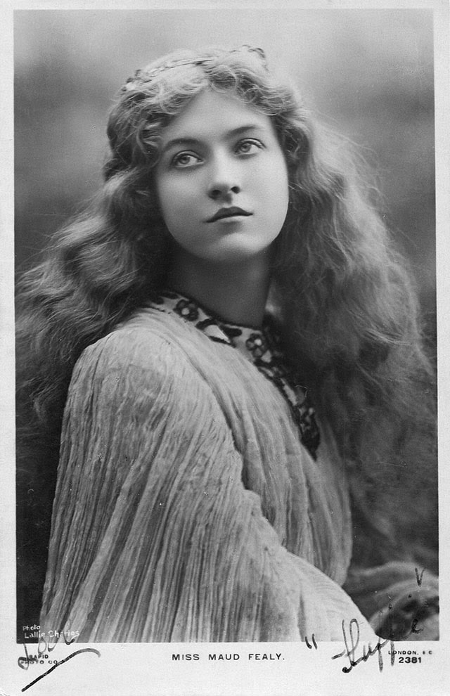 30 Beautiful Portraits of Maude Fealy From the Early 1900s ~ vintage ...