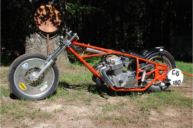 Cling on for dear life !!!: CB750 Chapman Drag Bike