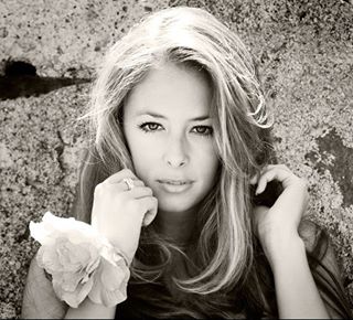 Anaïs & Amanda Lameche Fans: Amanda Pictures from 2010