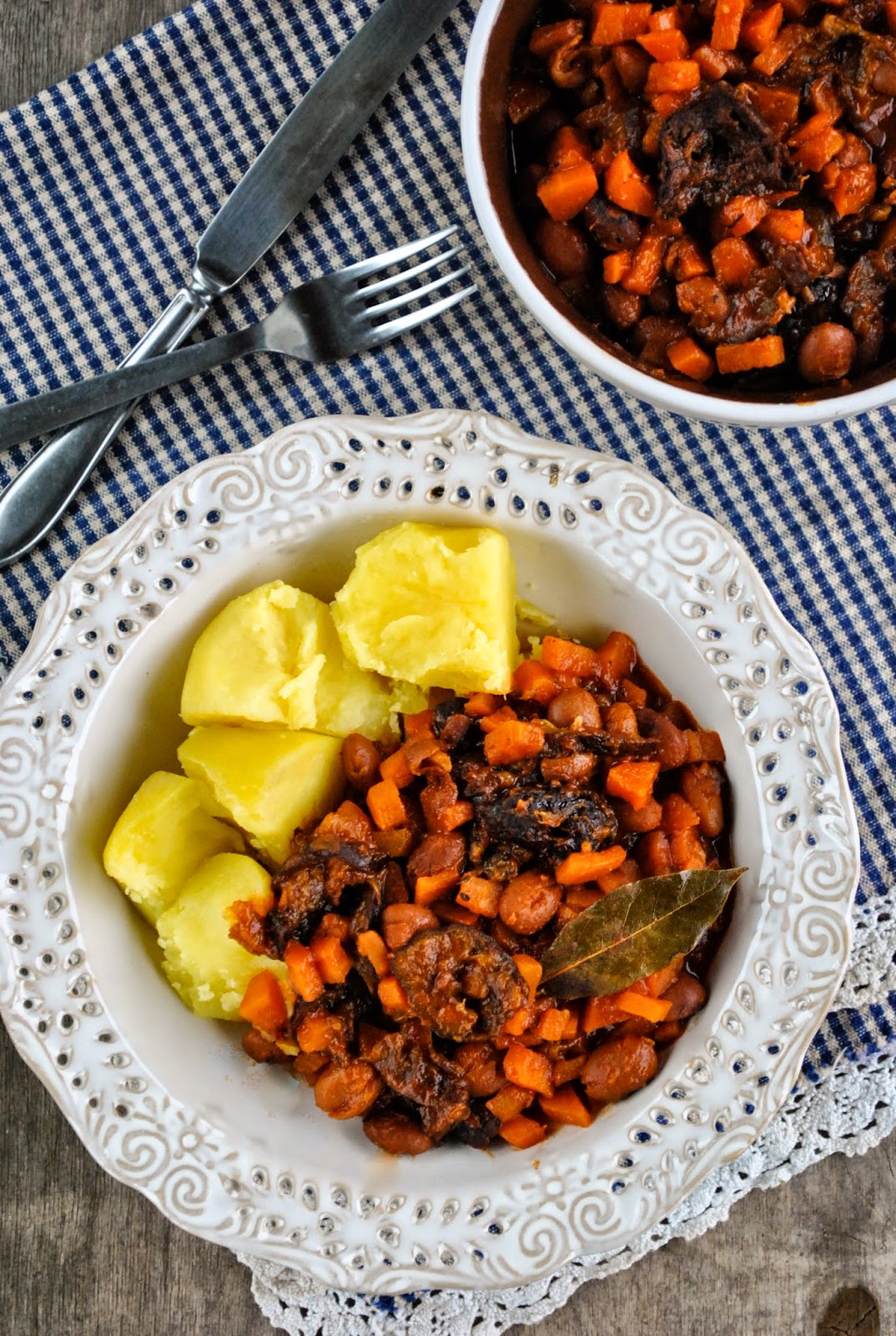 Bean and plum ragout |VeganSandra