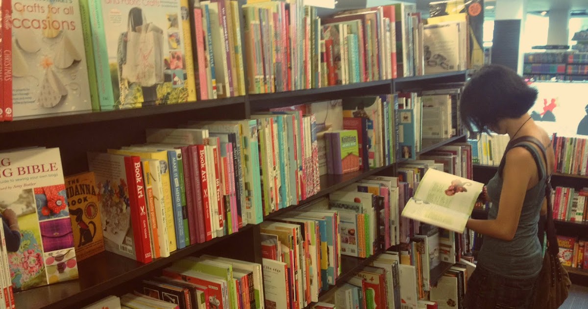 Gantsilyo Guru: Crochet Books in Fully Booked (Bonifacio High Street)