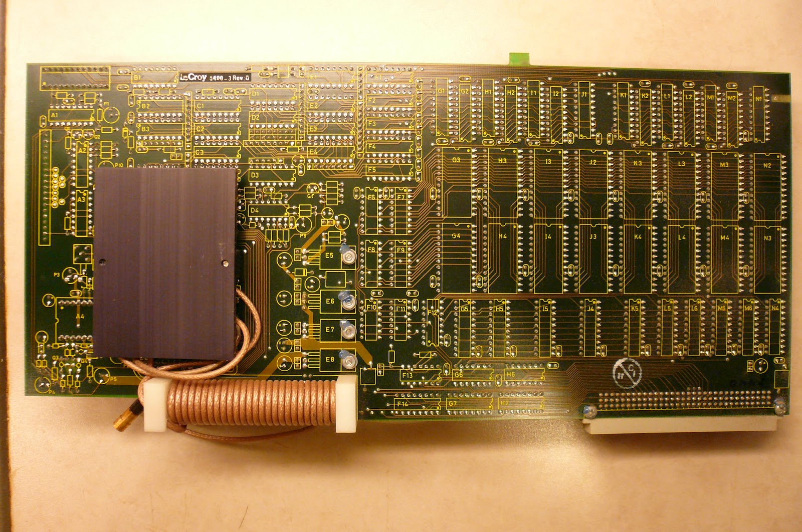 Japan's World of Digital Electronics: Disassembling a LeCroy 9400 ...