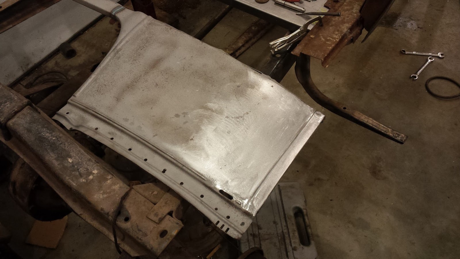 Vintage Metalworks: Model A cowl patch...