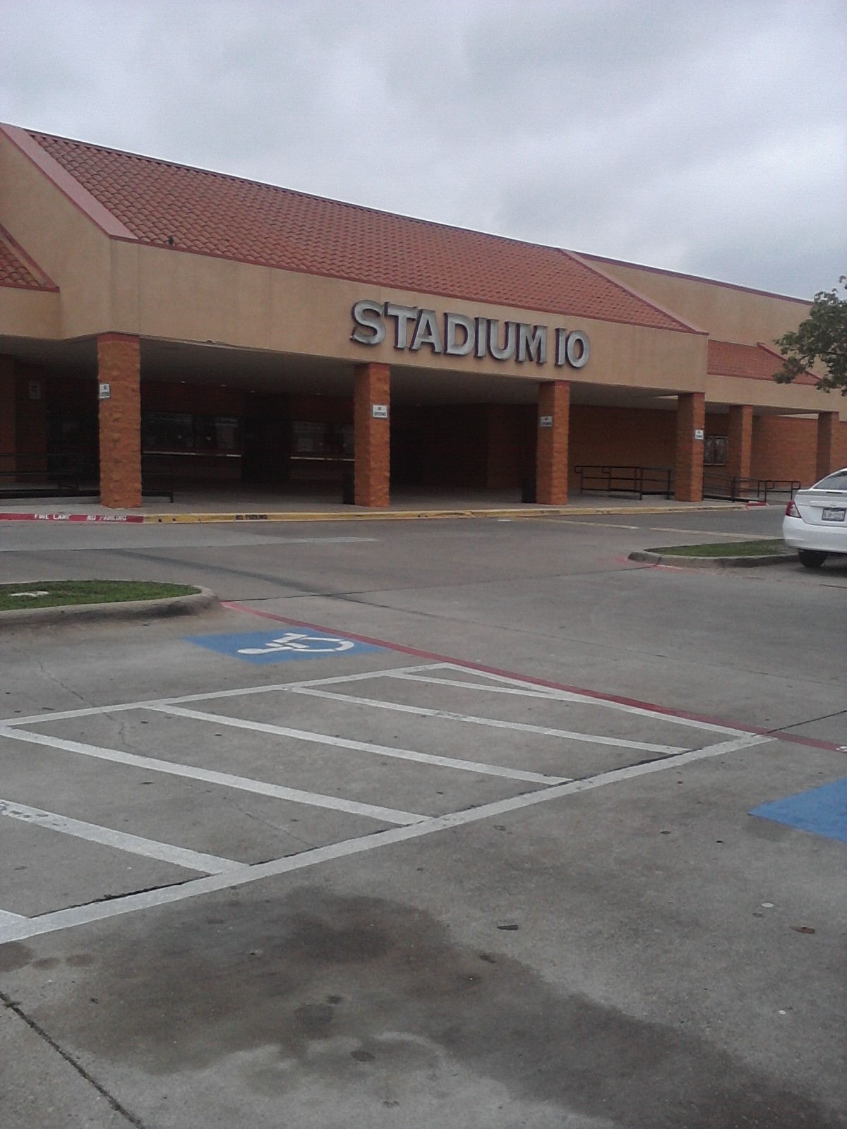 Keeping it Reel: Starplex