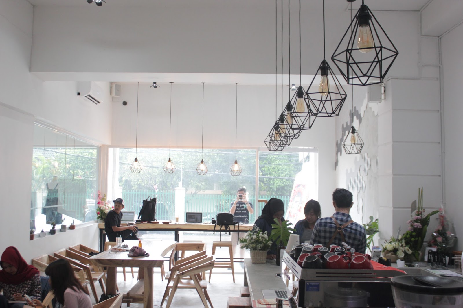 This is real and This is me ♥: NGOPI CANTIK DI HAYATI COFFEE, YUK!