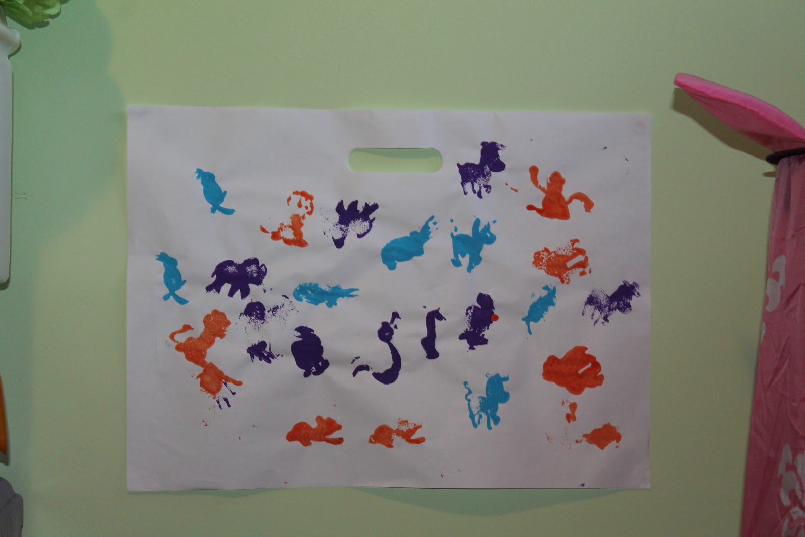 Belle's Butterfly Dreams: Zoo Sponge Painting