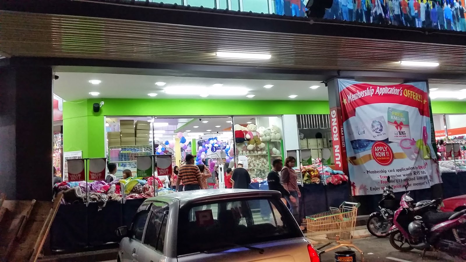 KINI DIBUKA,HYPERMARKET JUN RONG PETRAJAYA,KUCHING,SARAWAK - AZLAN RUMADI