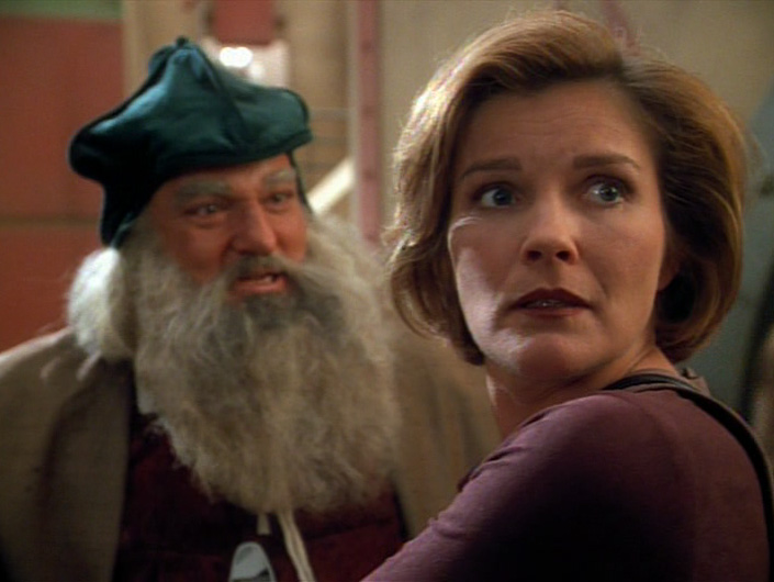 Treknobabble: Voyager, Season 4: Concerning Flight