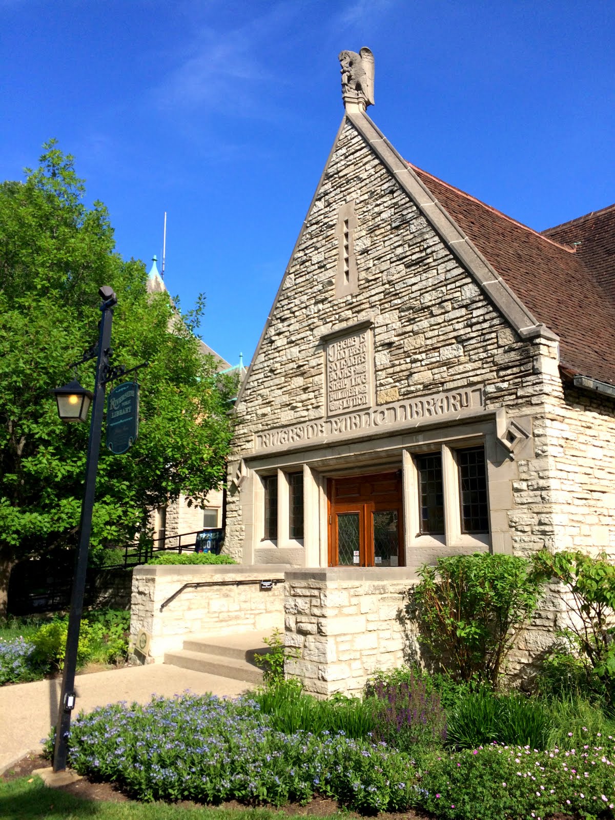Riverside, Illinois: The Riverside Public Library - Summer 2014