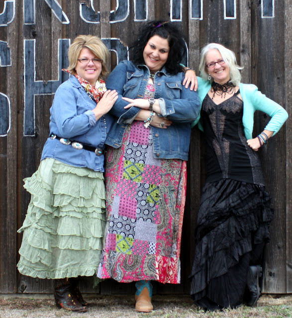 what's deb doing?: Junk Gypsy Prom on HGTV tonight