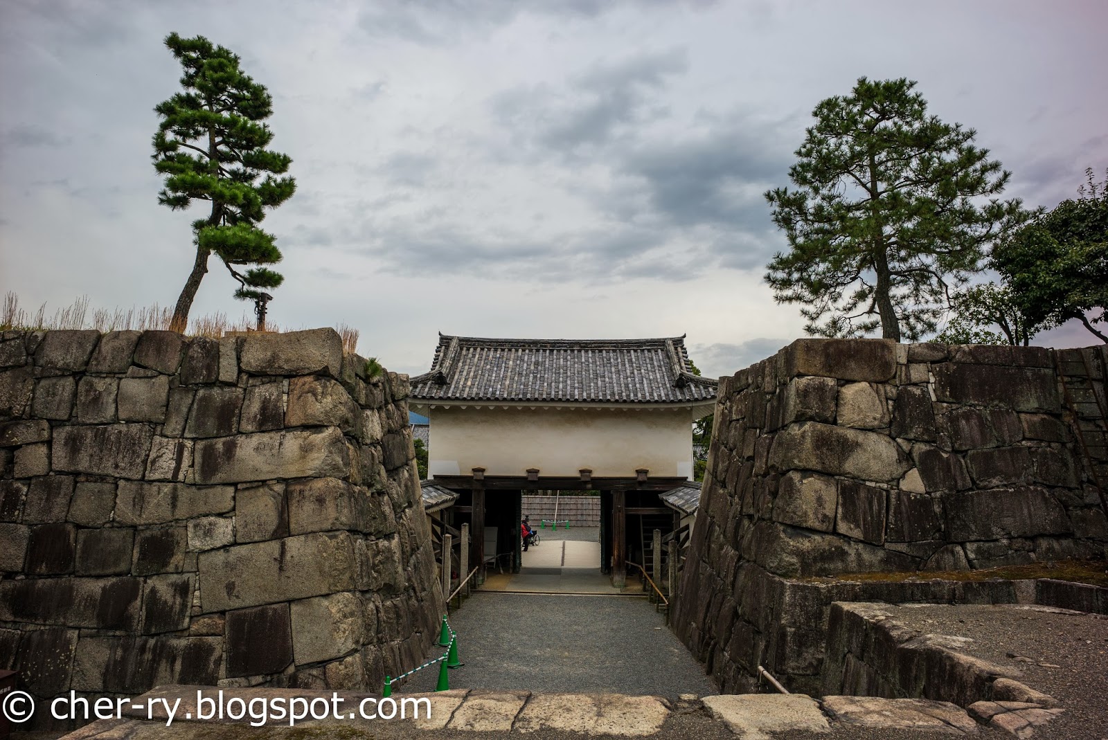 Life of a Lil Notti Monkey: Nijo Castle, Kyoto