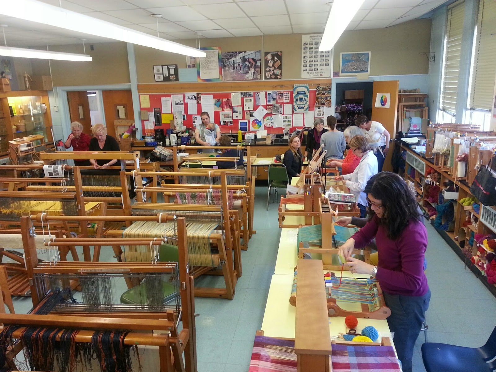 Toronto Weaving School: Varied Approaches to Learning to Weave