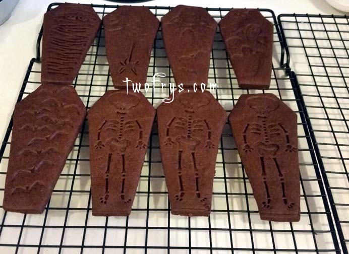 Two Frys: Coffin Cookies