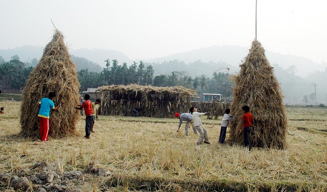 Northeast Indian Tribes and people: MAGH BIHU