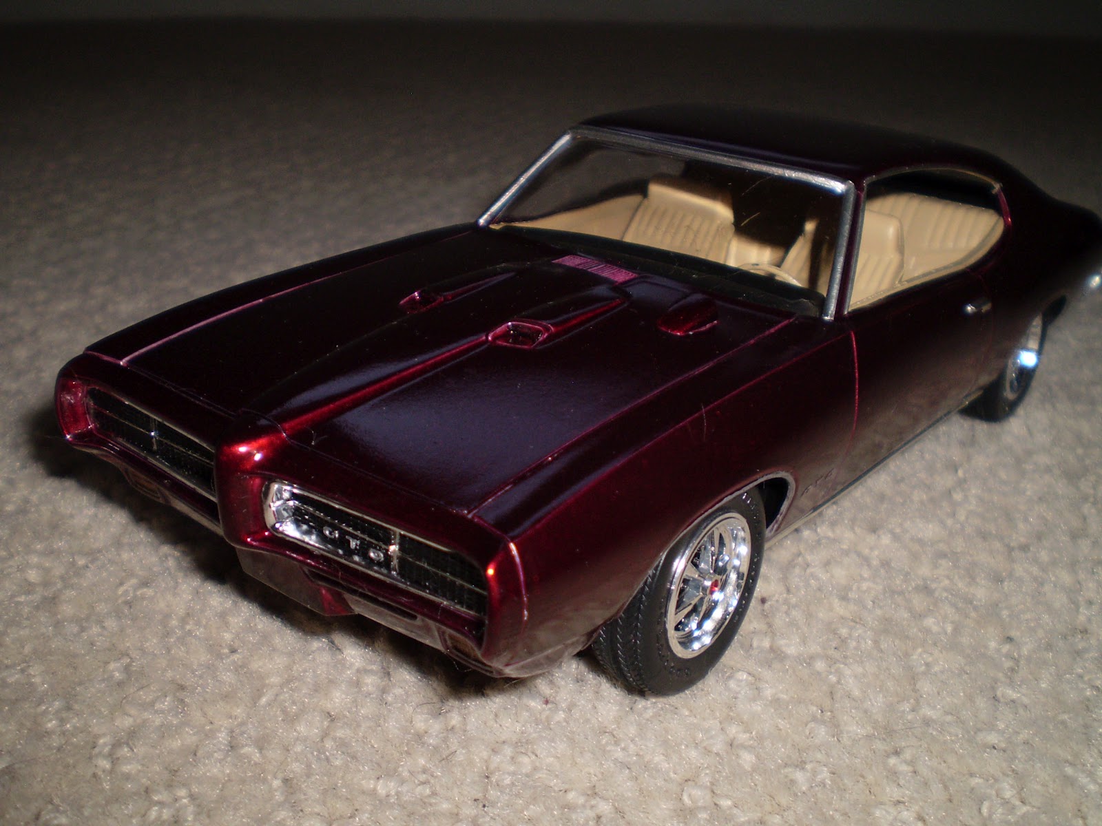 Barry Thomas’ “Wheel to Wheel”: April 6: GTO and a Cat