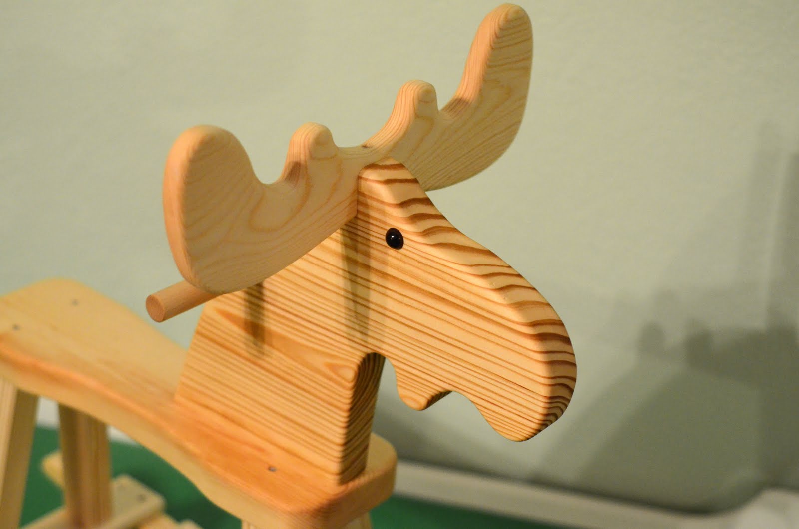 Mr Nut's Woodshop: Rocking Moose