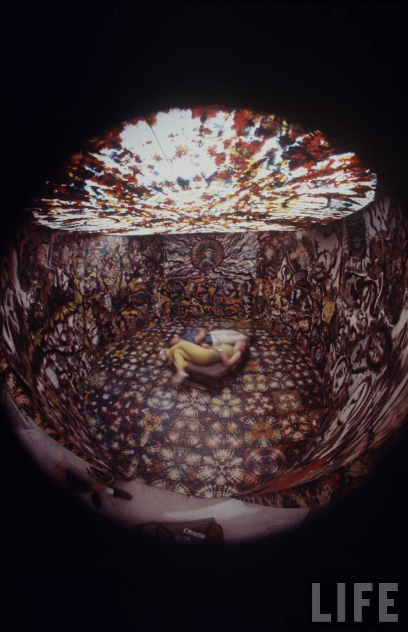 Psychedelic Art – Trip the Light Fantastic With LSD-Inspired Art in the ...