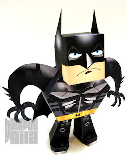 Dark Knight Batman Paper Toy | Papercraft Paradise | PaperCrafts ...