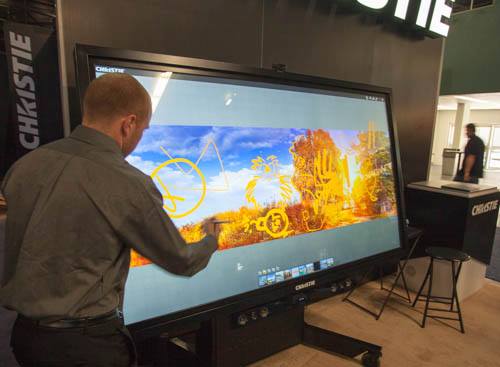 multifunction displays: Get complete display solutions with Max ...