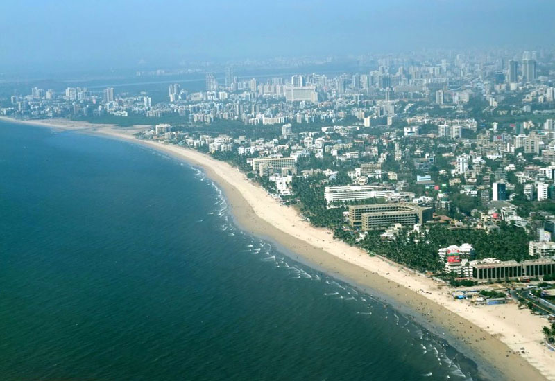 The Traveller: Juhu Beach Chowpatty