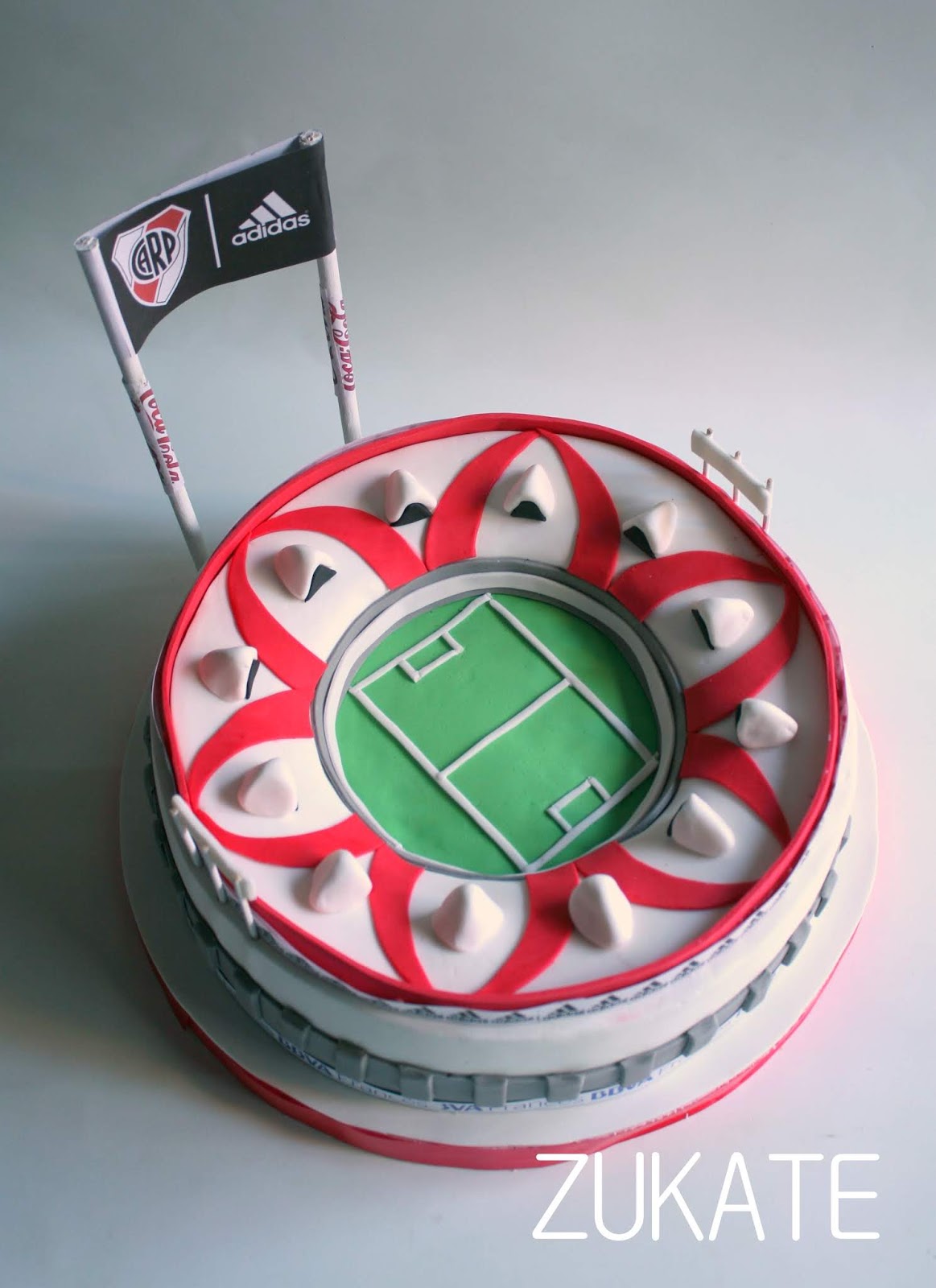 TORTA ESTADIO RIVER PLATE PARA MARIANA | ZUKATE