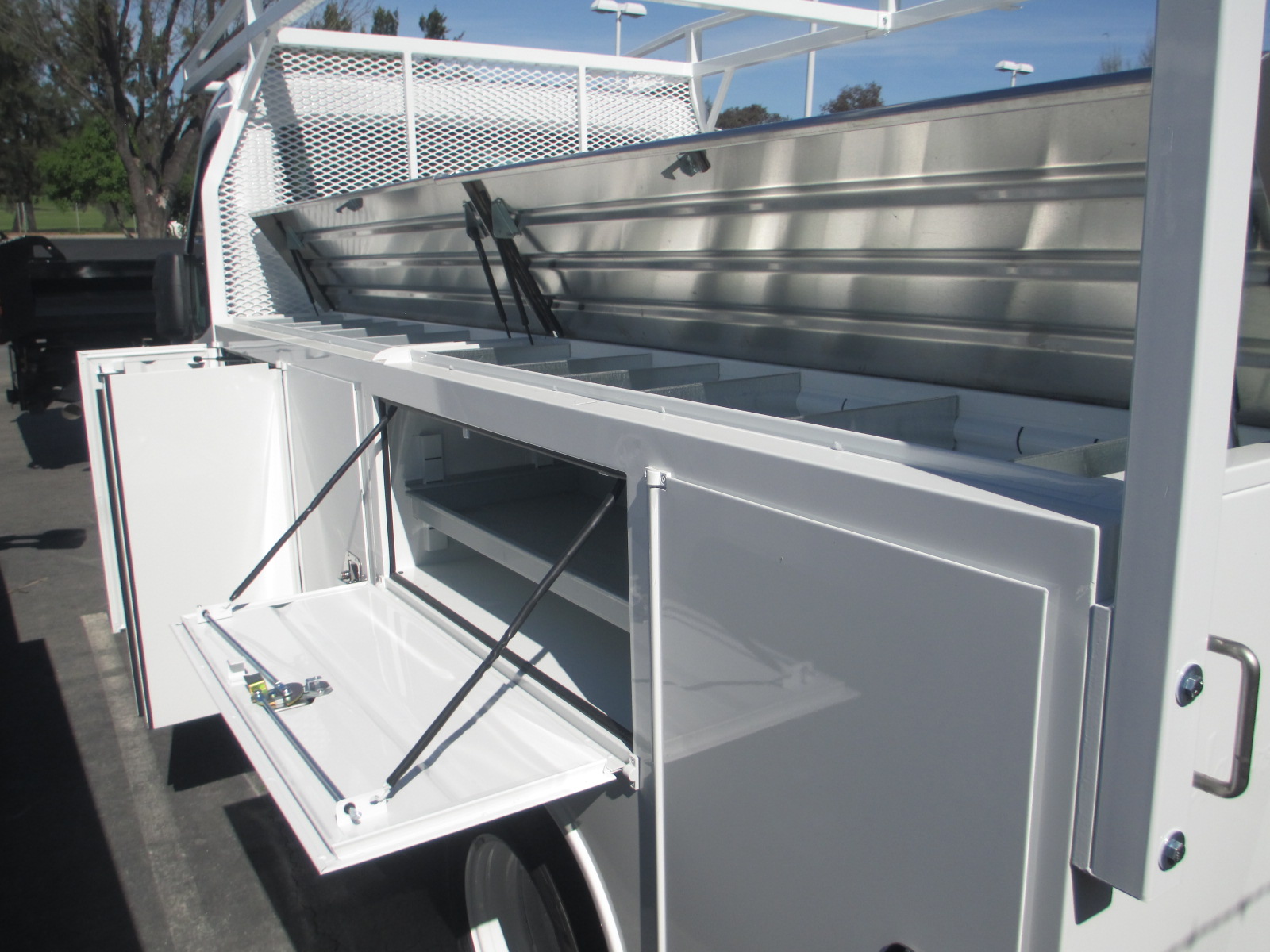 Commercial Truck Success Blog: DRW Ford Transit Cab-Chassis with Harbor ...