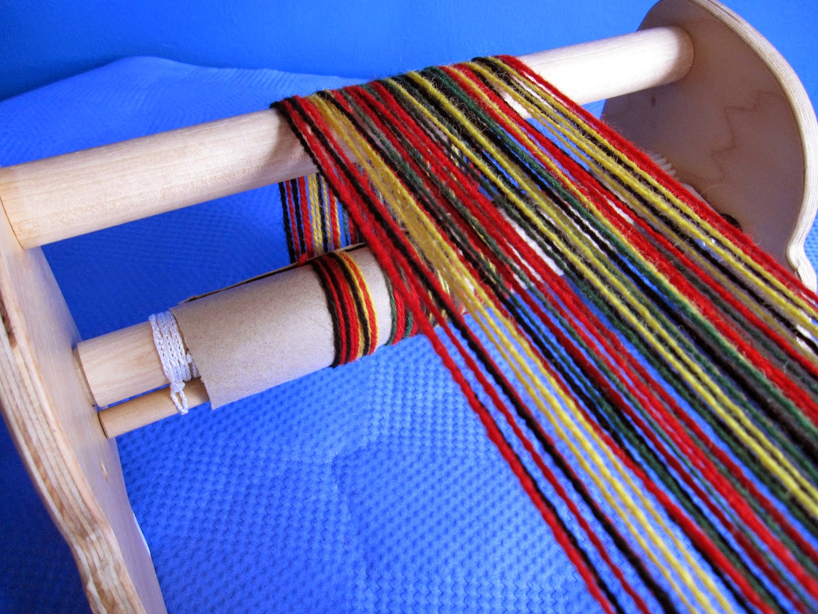 Durham Weaver: Setting up a small loom for band weaving