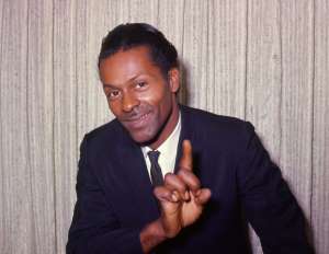 Legendary American rock 'n' roll singer Chuck Berry dies age 90 ...
