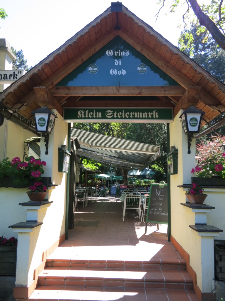 Wiener Spaziergänge: Schweizertor, Schweizerhaus, Schweizergarten