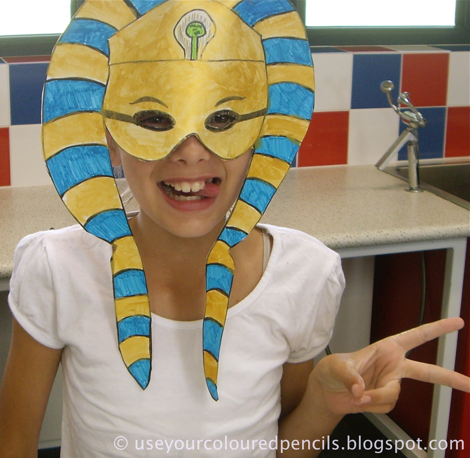 Use Your Coloured Pencils: Tutankhamun Masks