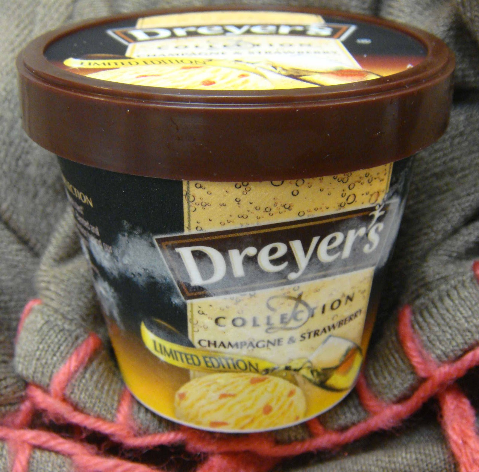 Supersupergirl's Food Reviews: Dreyer's D Collection Champagne ...