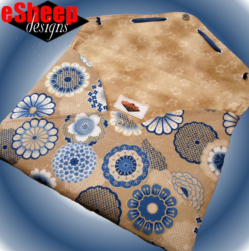 eSheep Designs: New Pattern Release: Diva Envelope Clutch