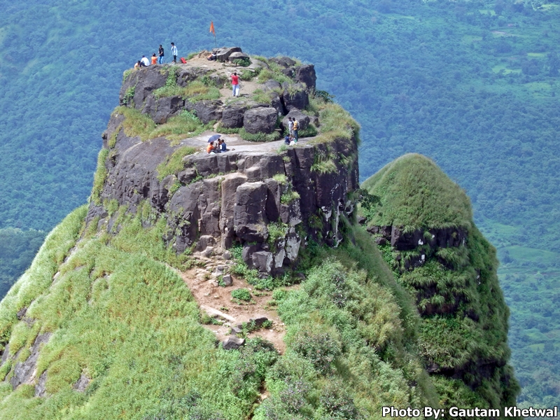 Treks around Thane and Mumbai: Kalavantin Durg, Prabalgad, Panvel