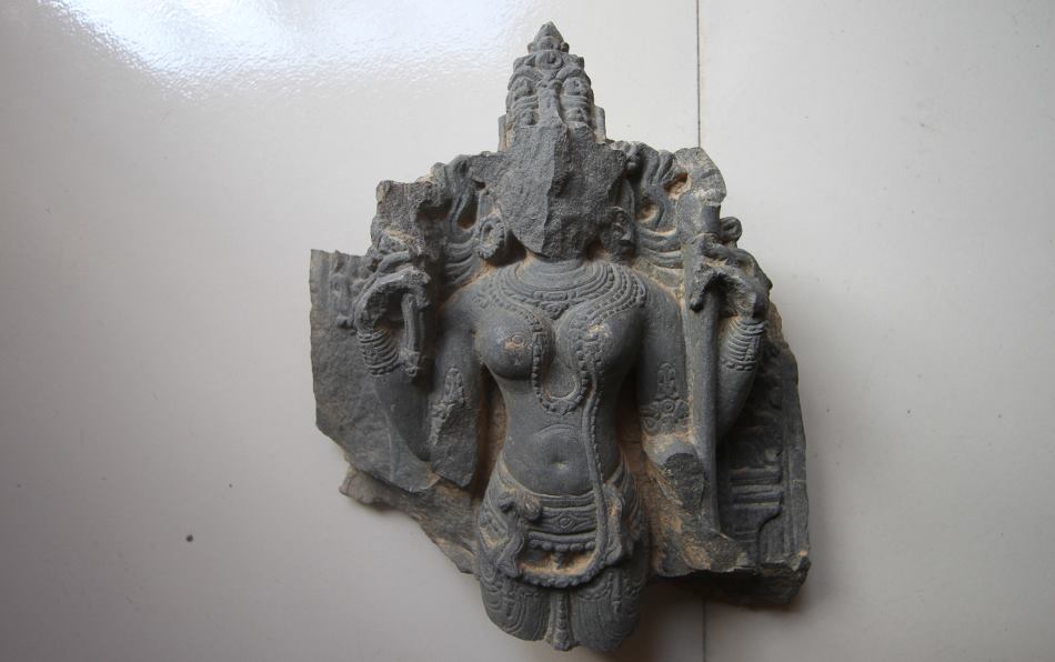 Wonderful Indian Architecture भारतीय वास्तुकला : Vishnu's avatar Mohini ...